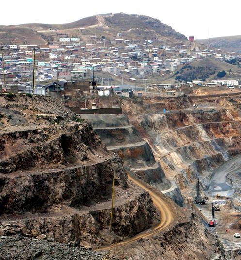 Mining projects cause deadly protests in Peru | Analysis ...